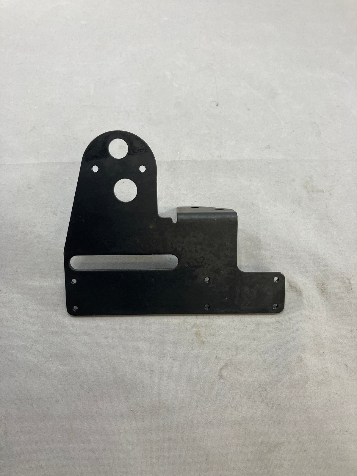 SWF - UPPER THREAD CATCHER BASE [03500100H000, 2-X-1-1] — Sii Store